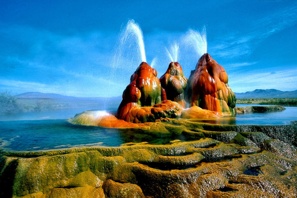 Fly Geyser : un Geyser Artificiel | L'Odyssée de la Terre